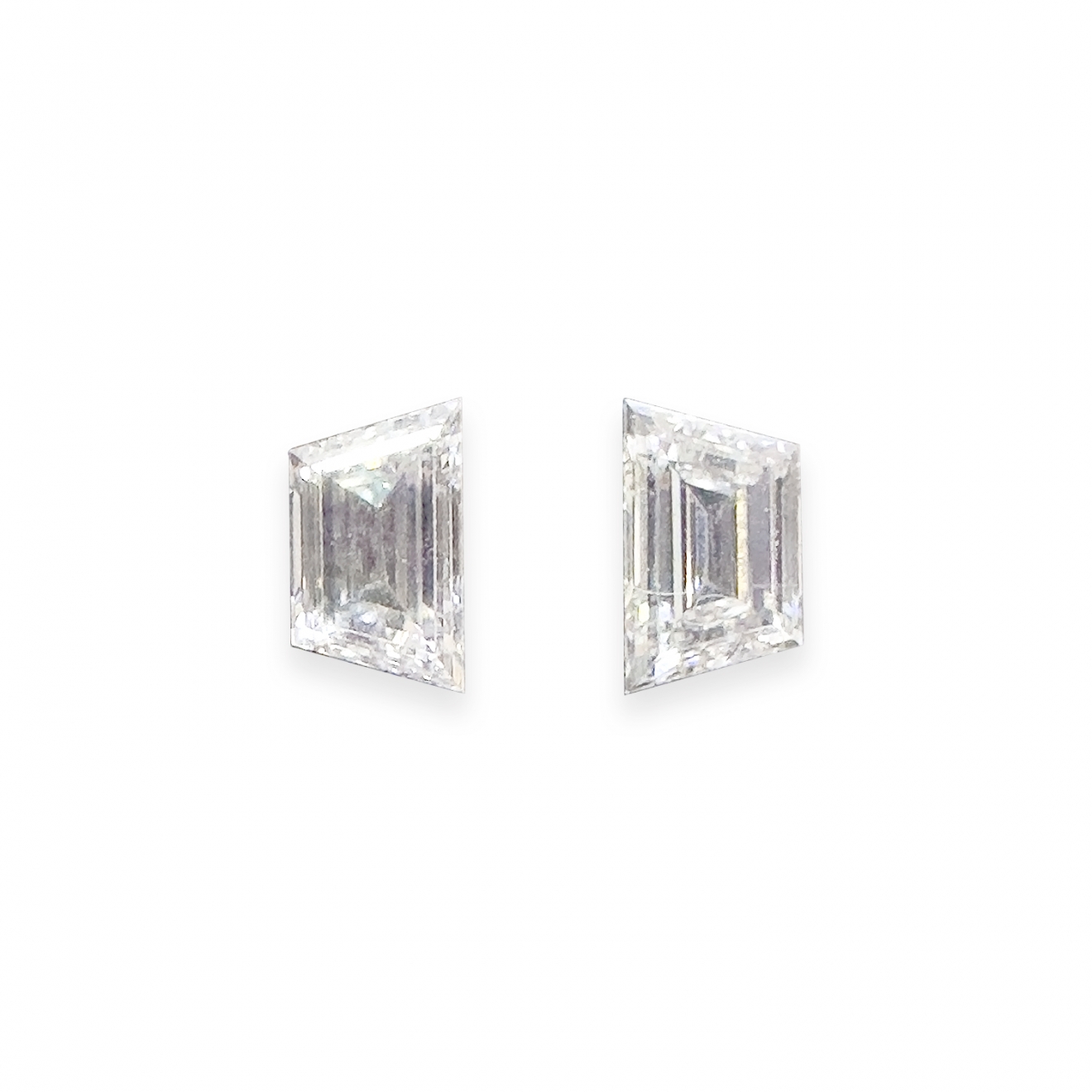0.30ct Trapezoid Shape Fancy Cut Diamond Pair Side Stones